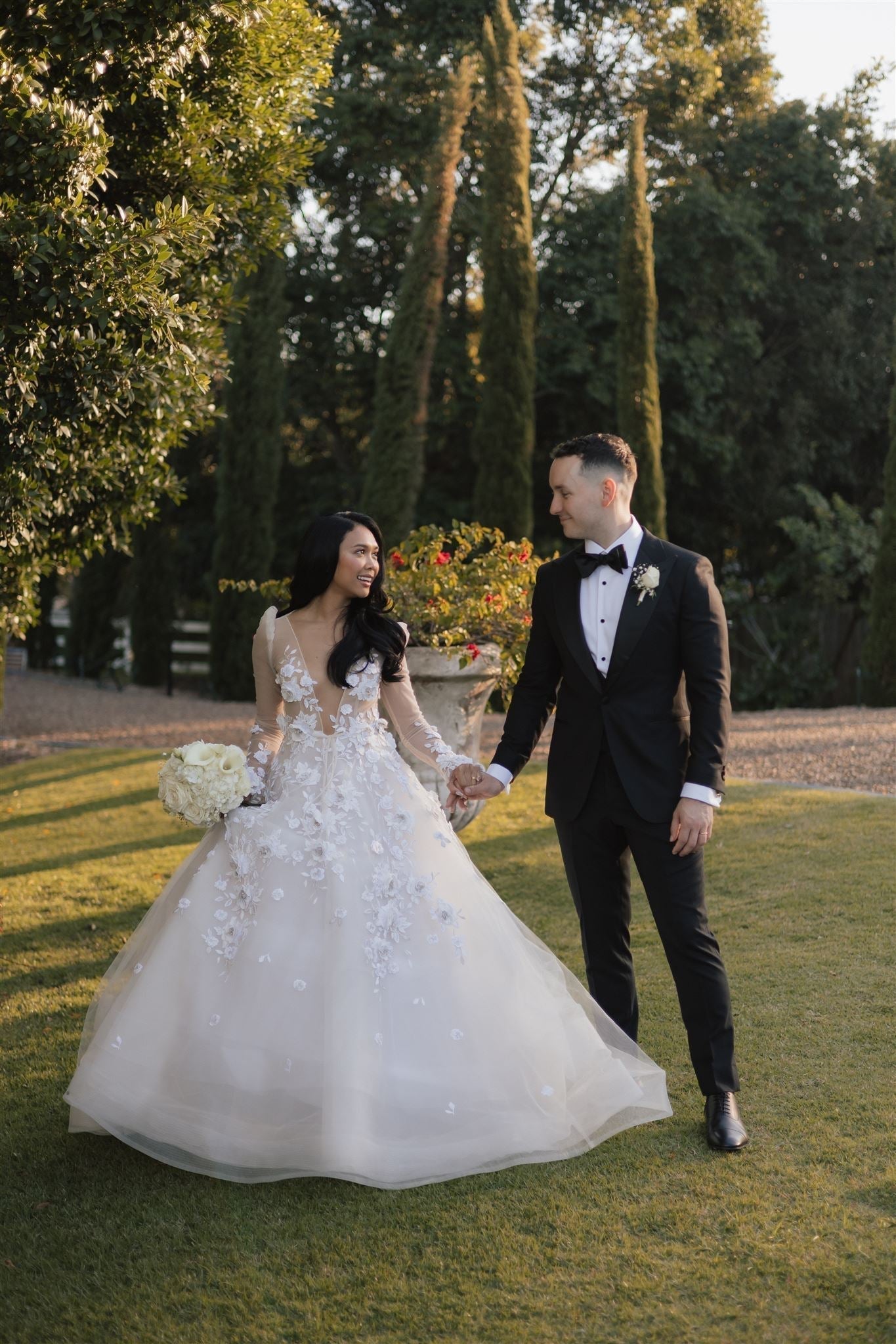 Maria & Josh Wedding Flowers - The Valley Estate - Currumbin Valley, G ...