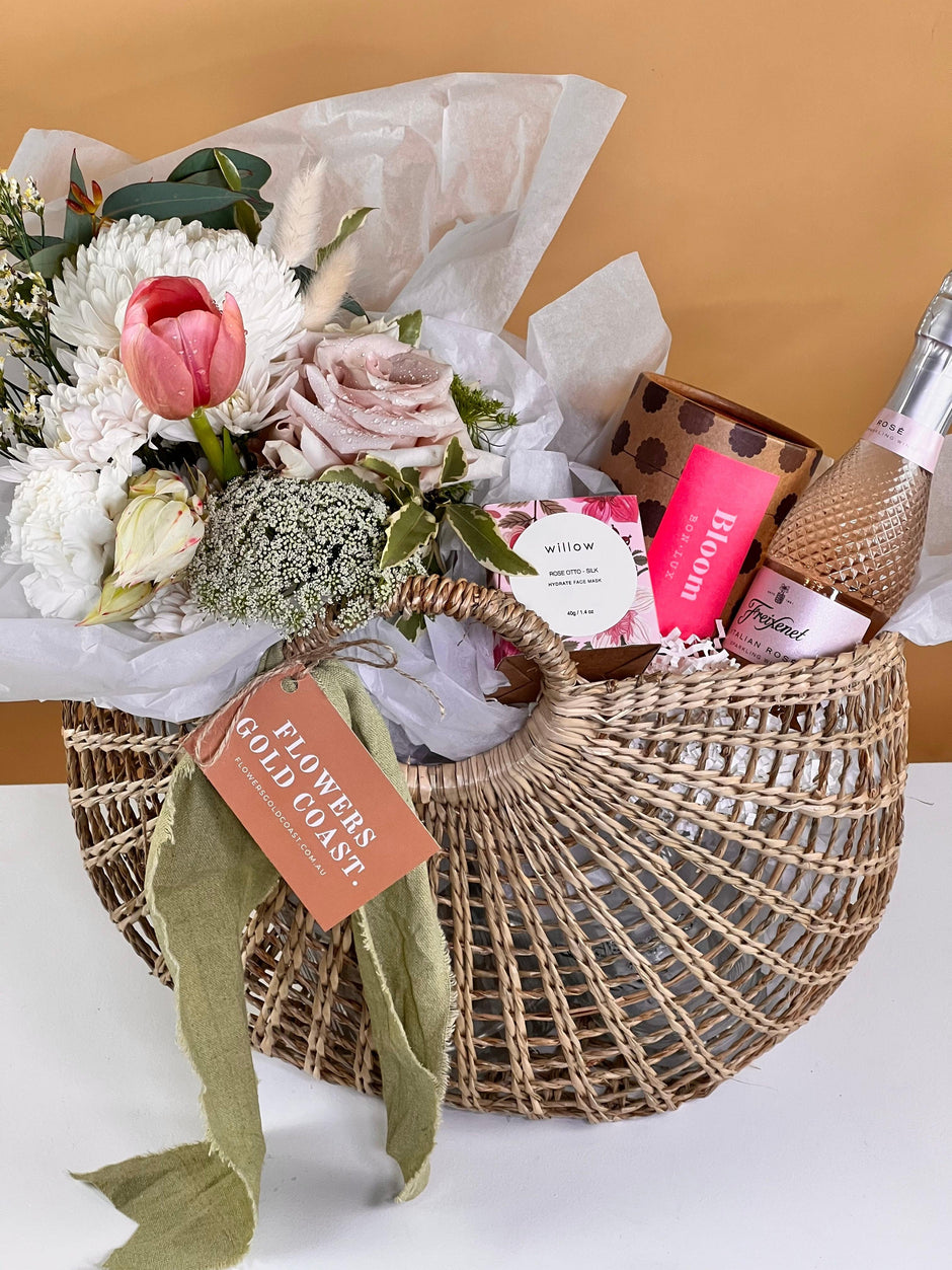 Gift Hamper & Gift Basket Delivery - Flowers Gold Coast